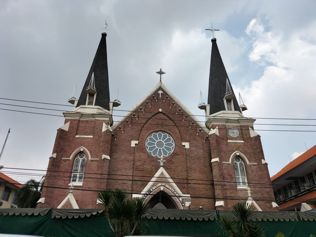 Gereja Katolik Kelahiran Santa Perawan Maria – Direktori